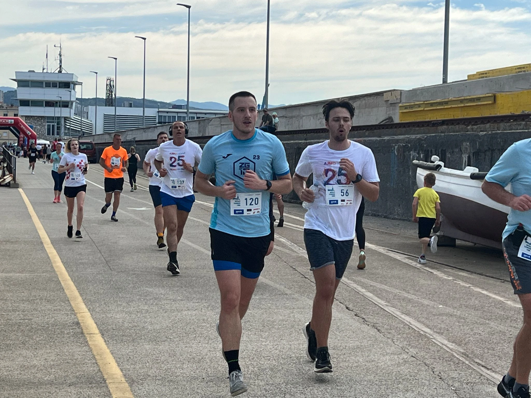 Tomislav Novosel i Maja Urban pobjednici Molo longo trka | Regionalni.hr