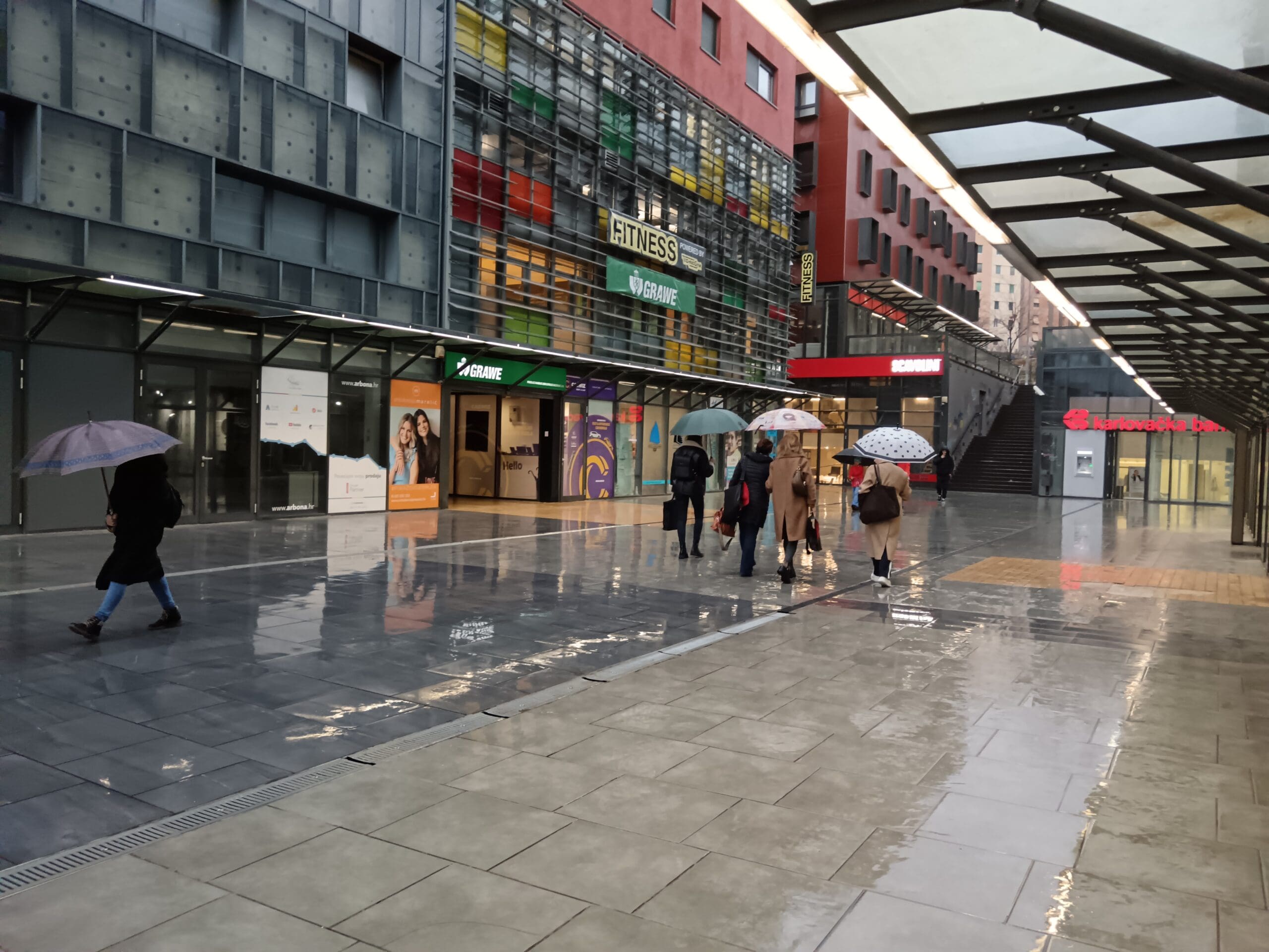 Kiša danas u Rijeci pada cijeli dan, evo kako nas vrijeme čeka sutra ...